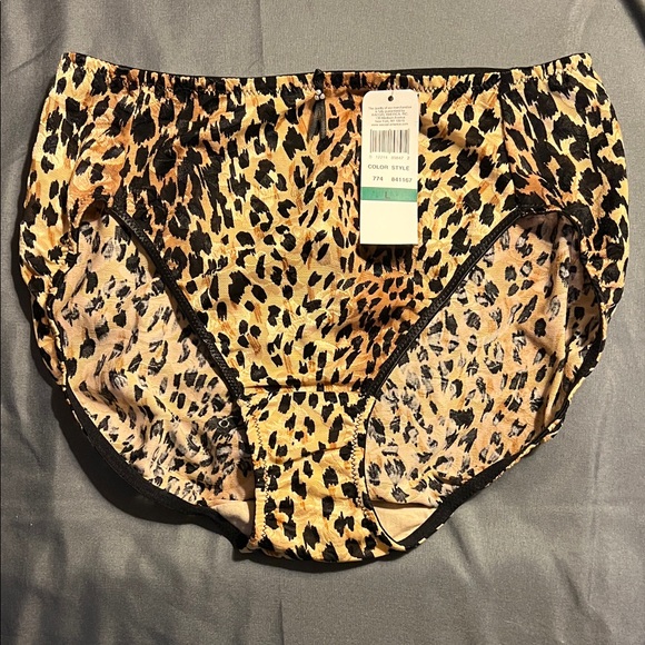 Wacoal | Intimates & Sleepwear | Wacoal Leopard Print Briefs | Poshmark